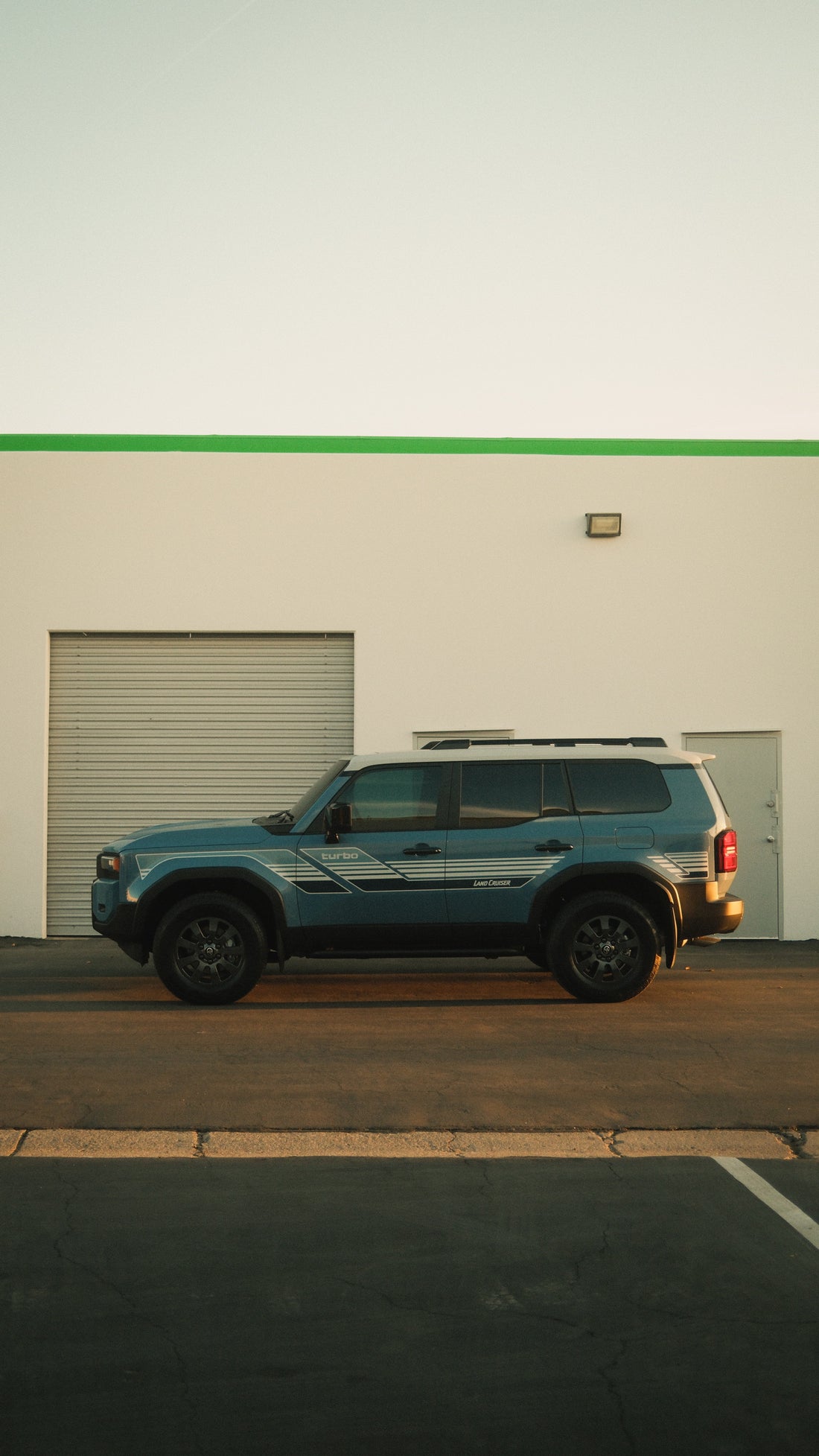 Custom Car Wraps – BEYOND WRAPS