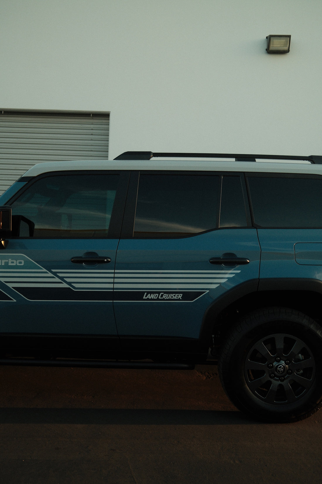 Custom Car Wraps – BEYOND WRAPS