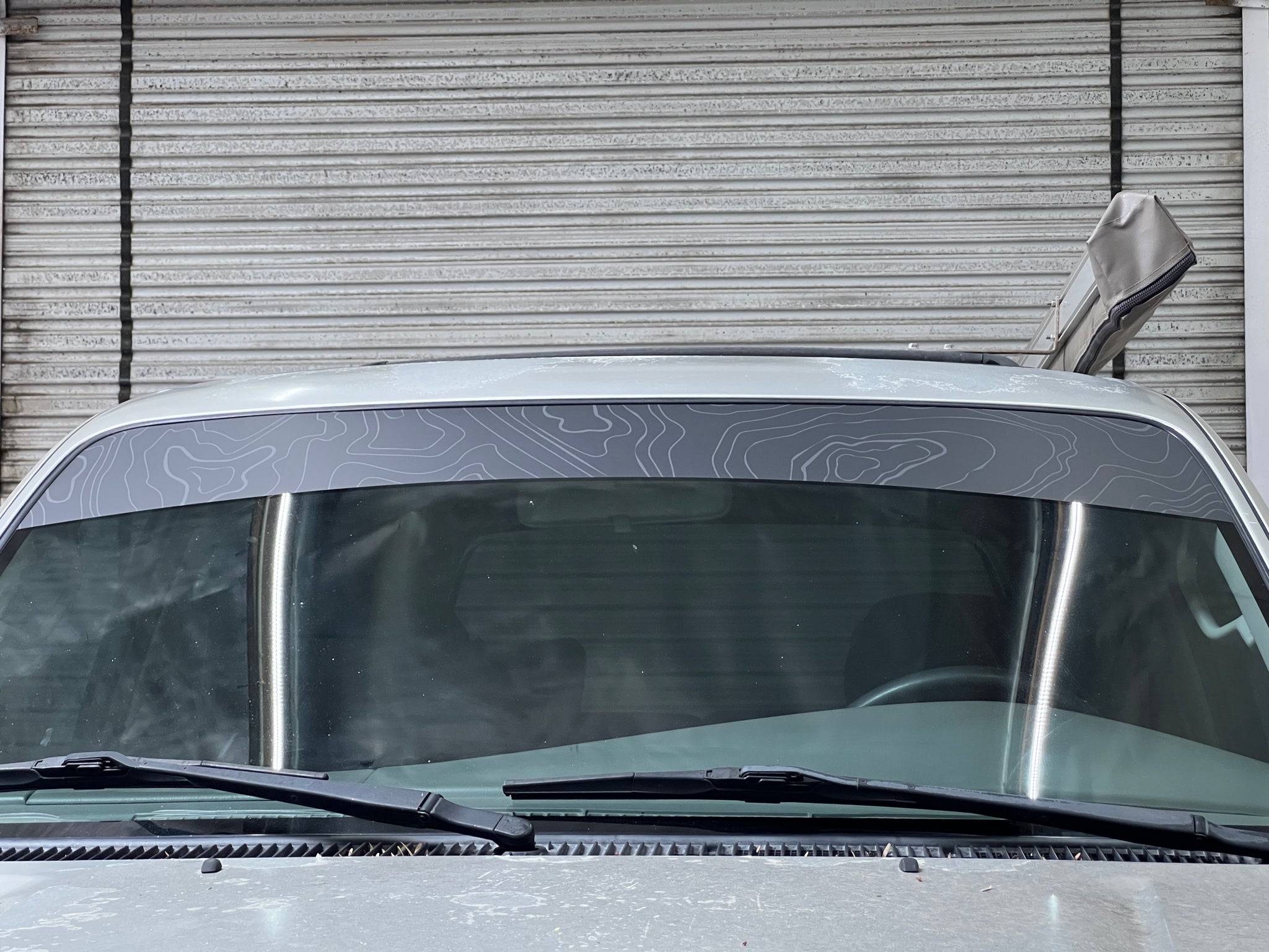 Windshield Banner – BEYOND WRAPS
