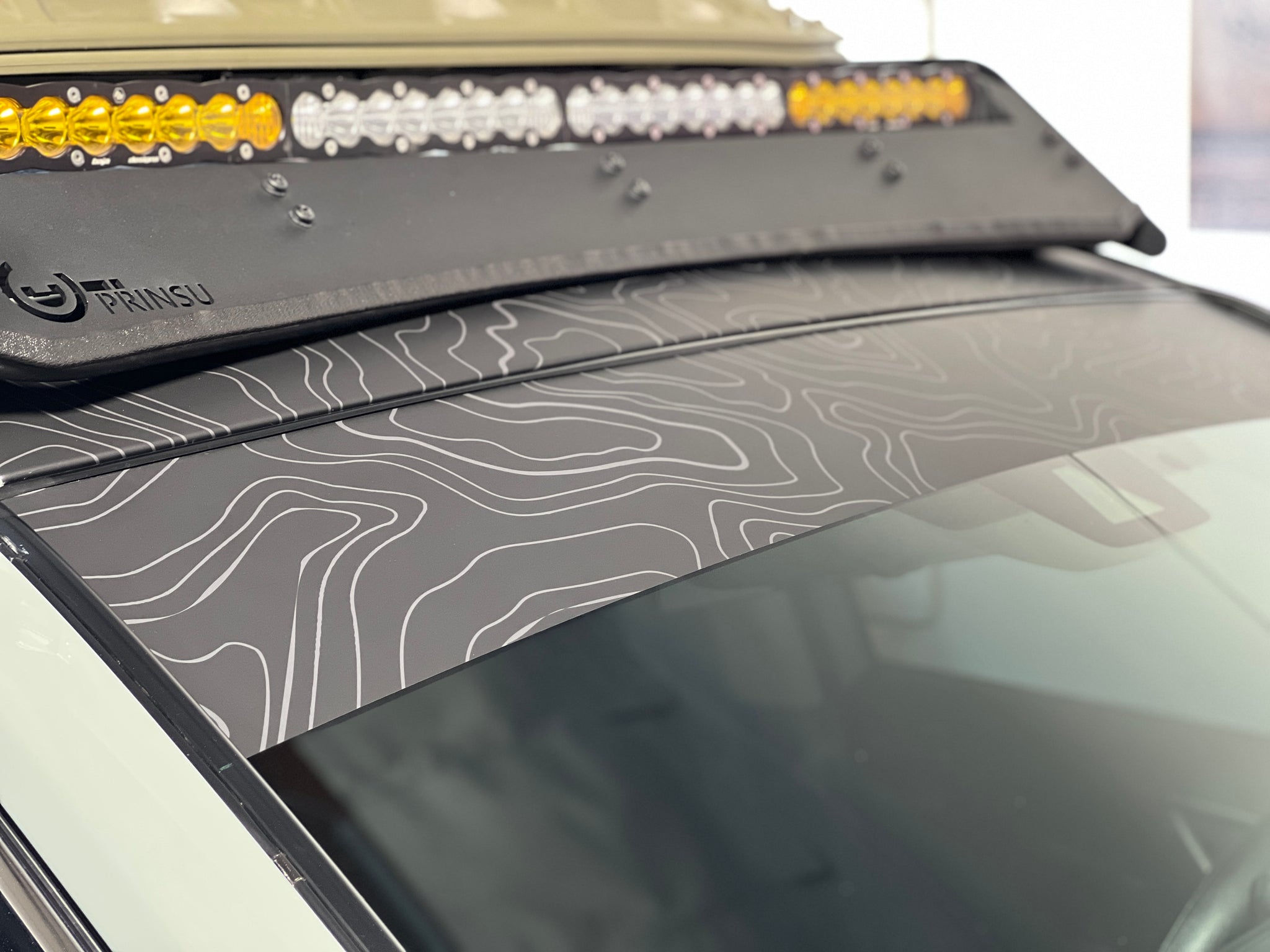 Windshield Banner – BEYOND WRAPS